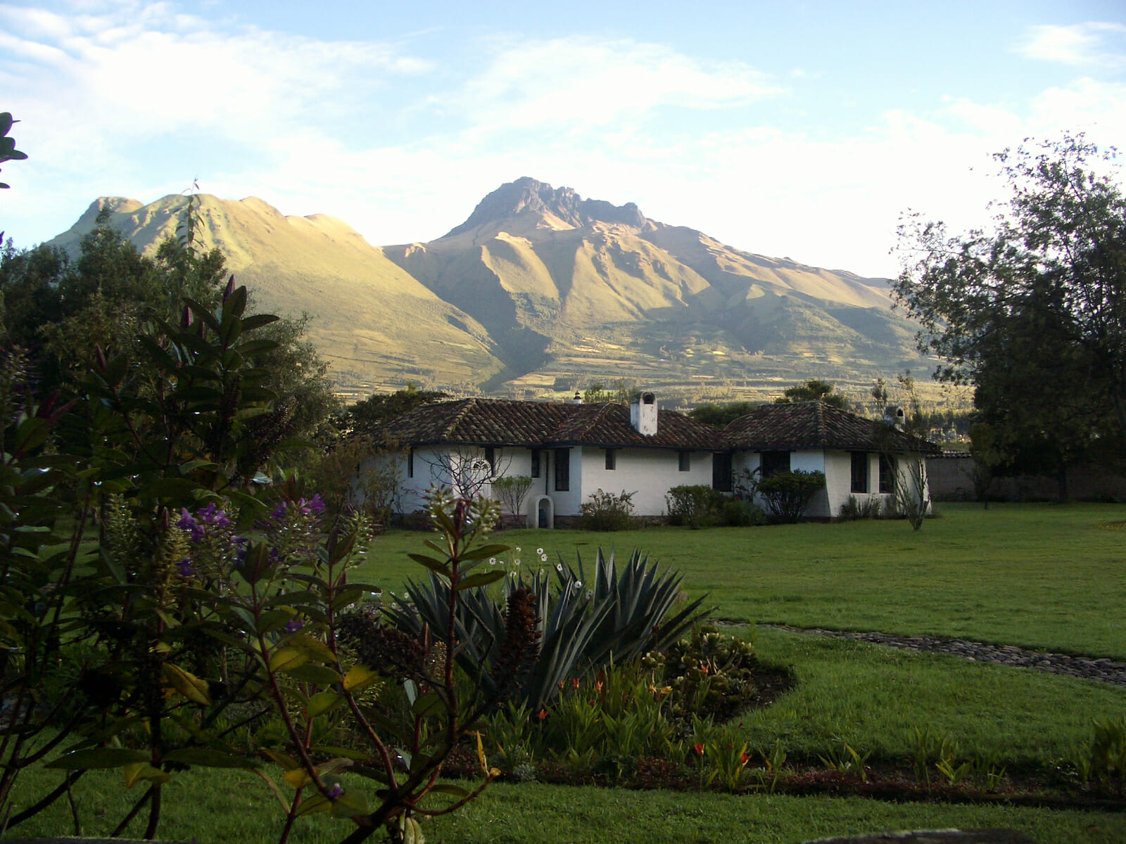 Special Interest Group Travel to Ecuador - Knowmad Adventures